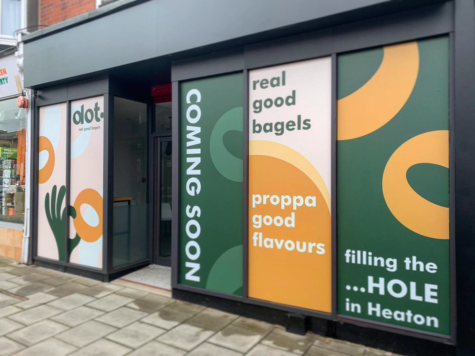 9 Signage Ideas For Businesses Looking to Increase Footfall